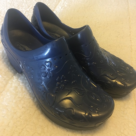 Dansko | Shoes | Danske Pixie Molded Plastic Platform Clog | Poshmark